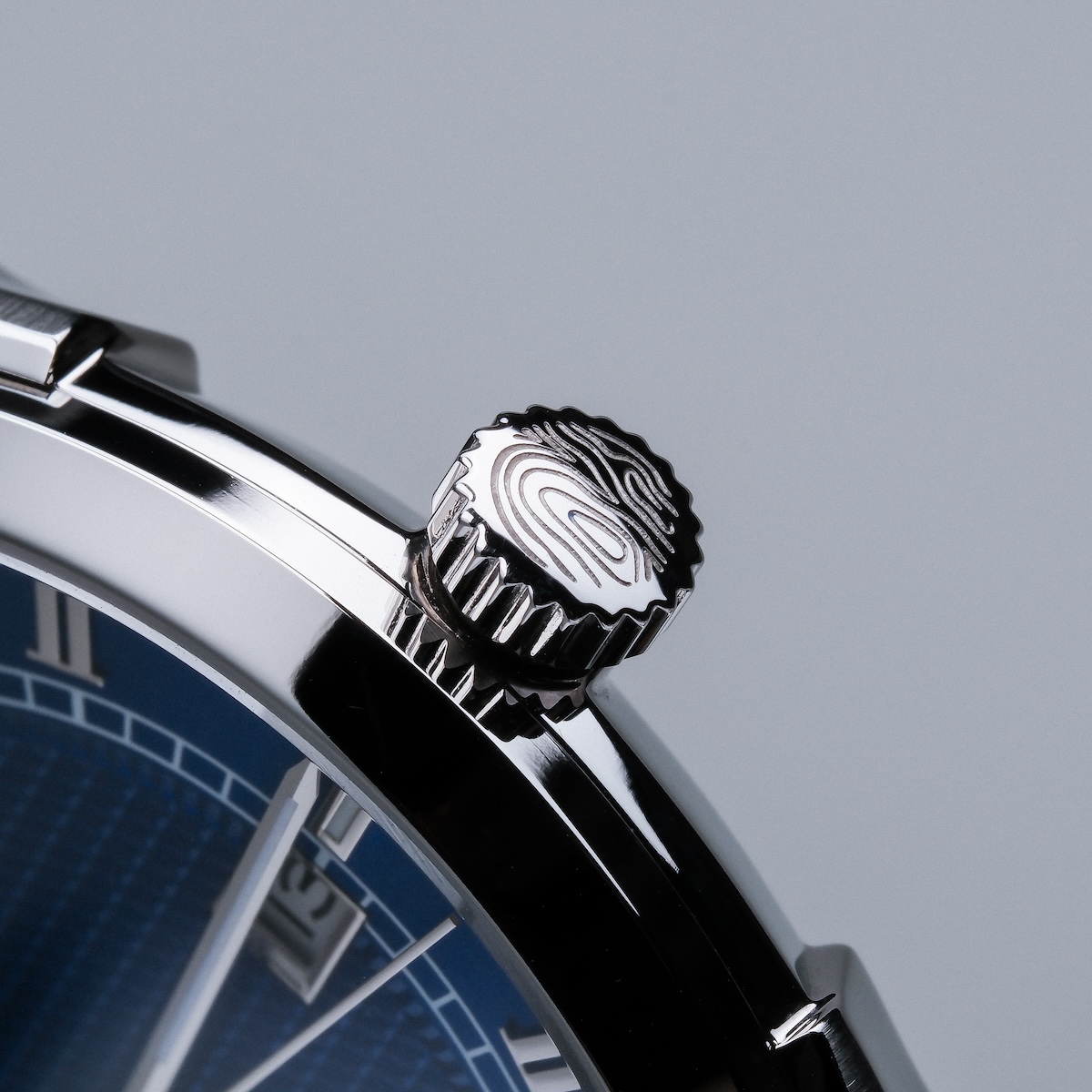 Milestones (Walnut/Blue) | Holzkern Wood Watches